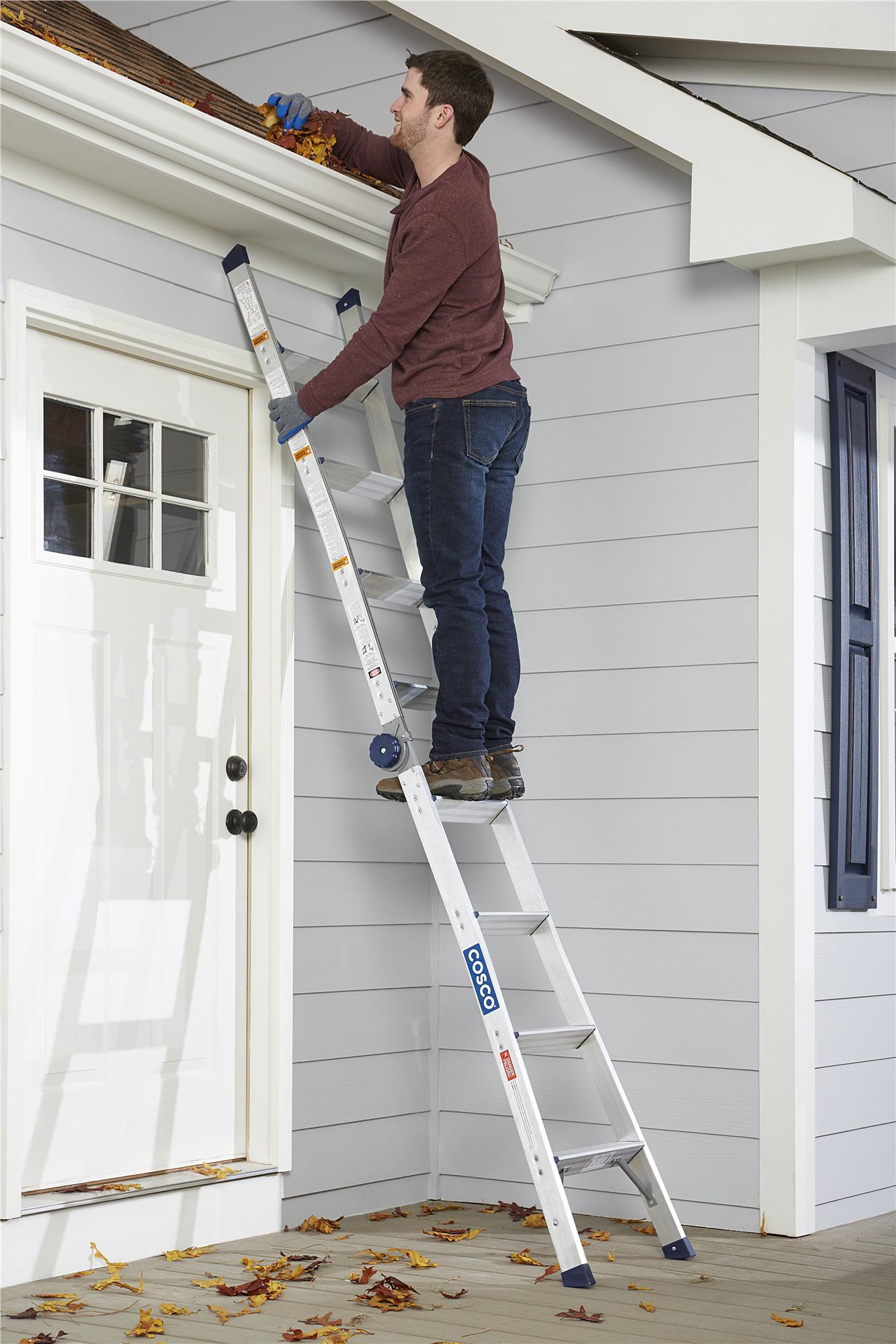 2-in-1 Step and Extension Ladder, 8 ft. 11 in. Reach - Cosco